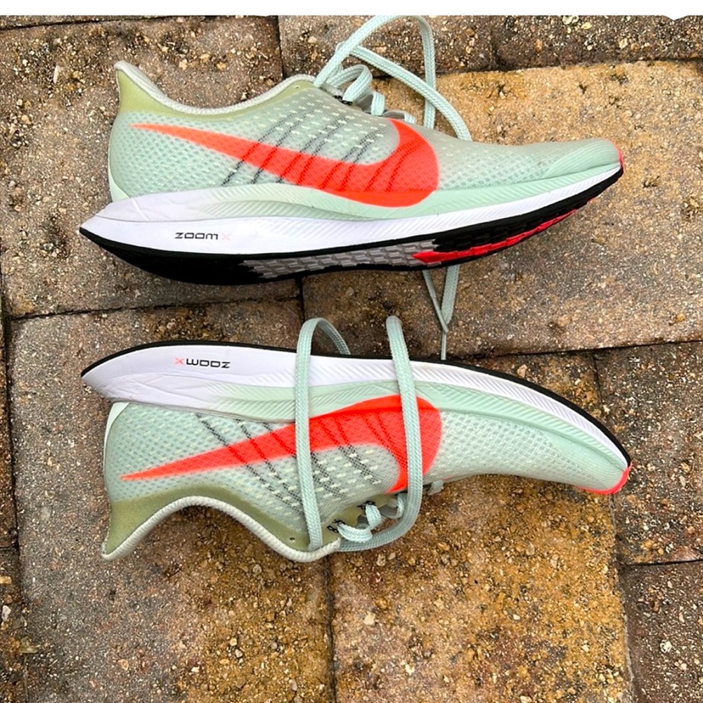 Nike Pegasus Turbo Zoom 35 Hot Punch - Gem